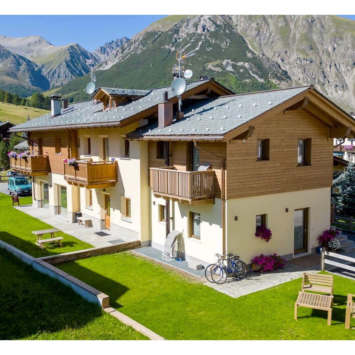 Ground Floor Apartment - Ivan House